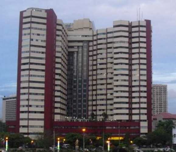 Legaspi Towers 100