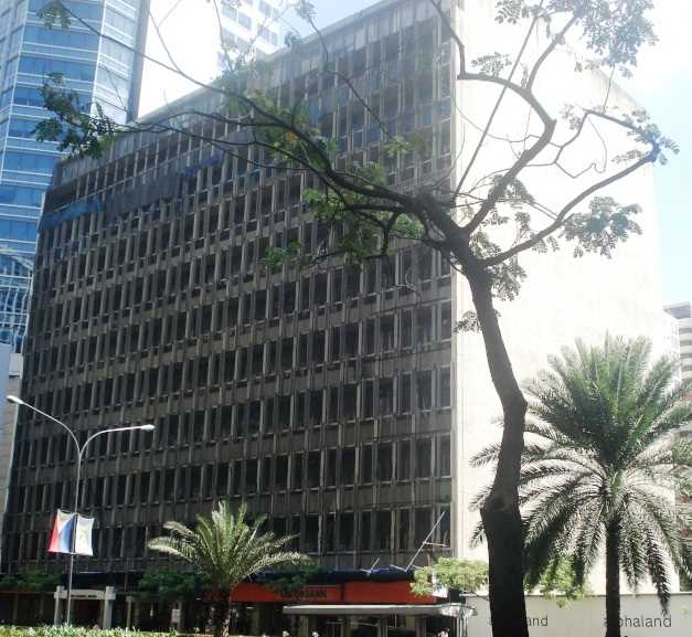 Vicente Madrigal Building