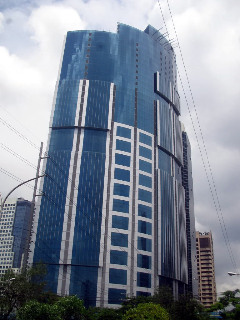 One Corporate Centre - A Corporate Access to Work-Play Environment